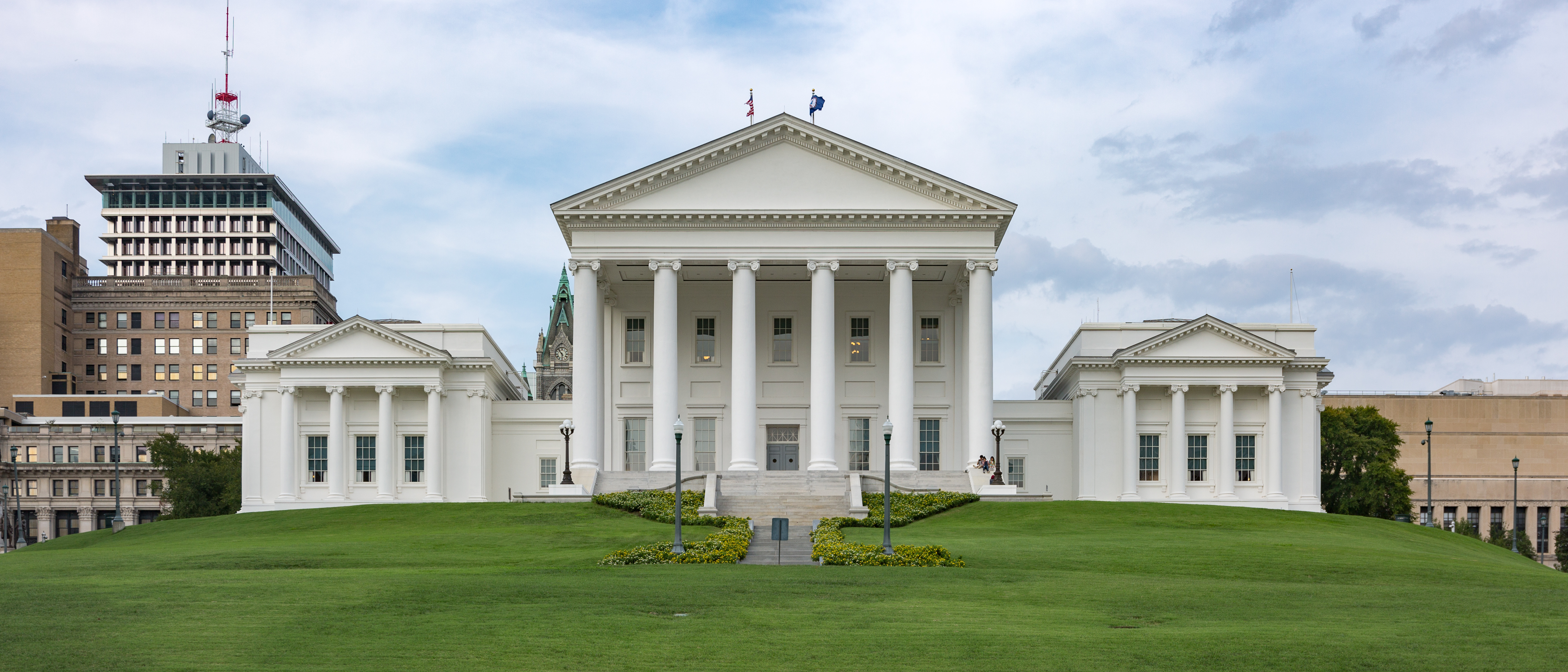Celebrate Virginia Democrats Standing Up for Fair Maps | The Smile