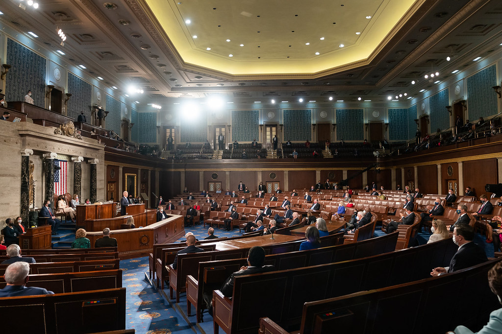 Tell Congress: Ban Congressional stock ownership | CREW