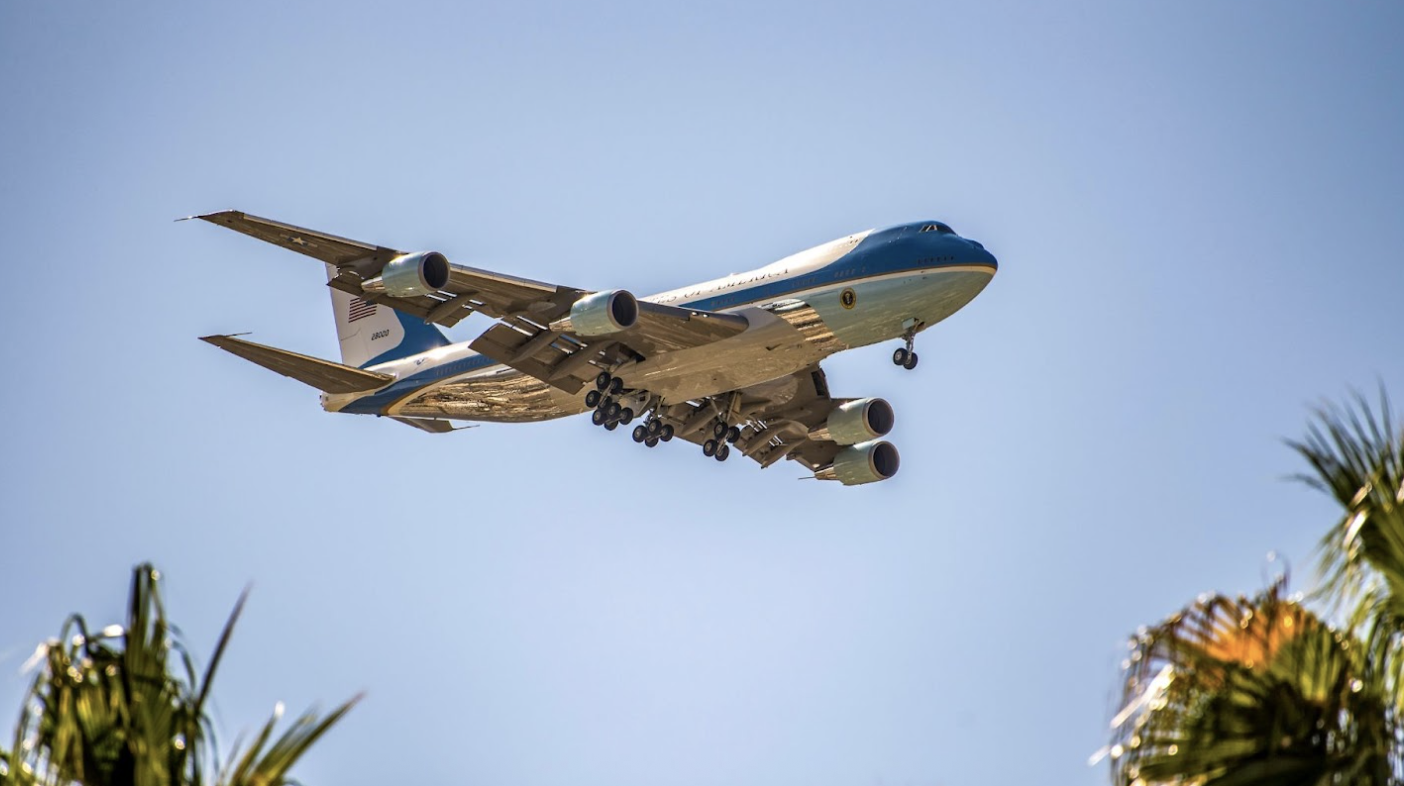 Denounce Trump’s Corrupt Air Force One Bribe | Civic Shout