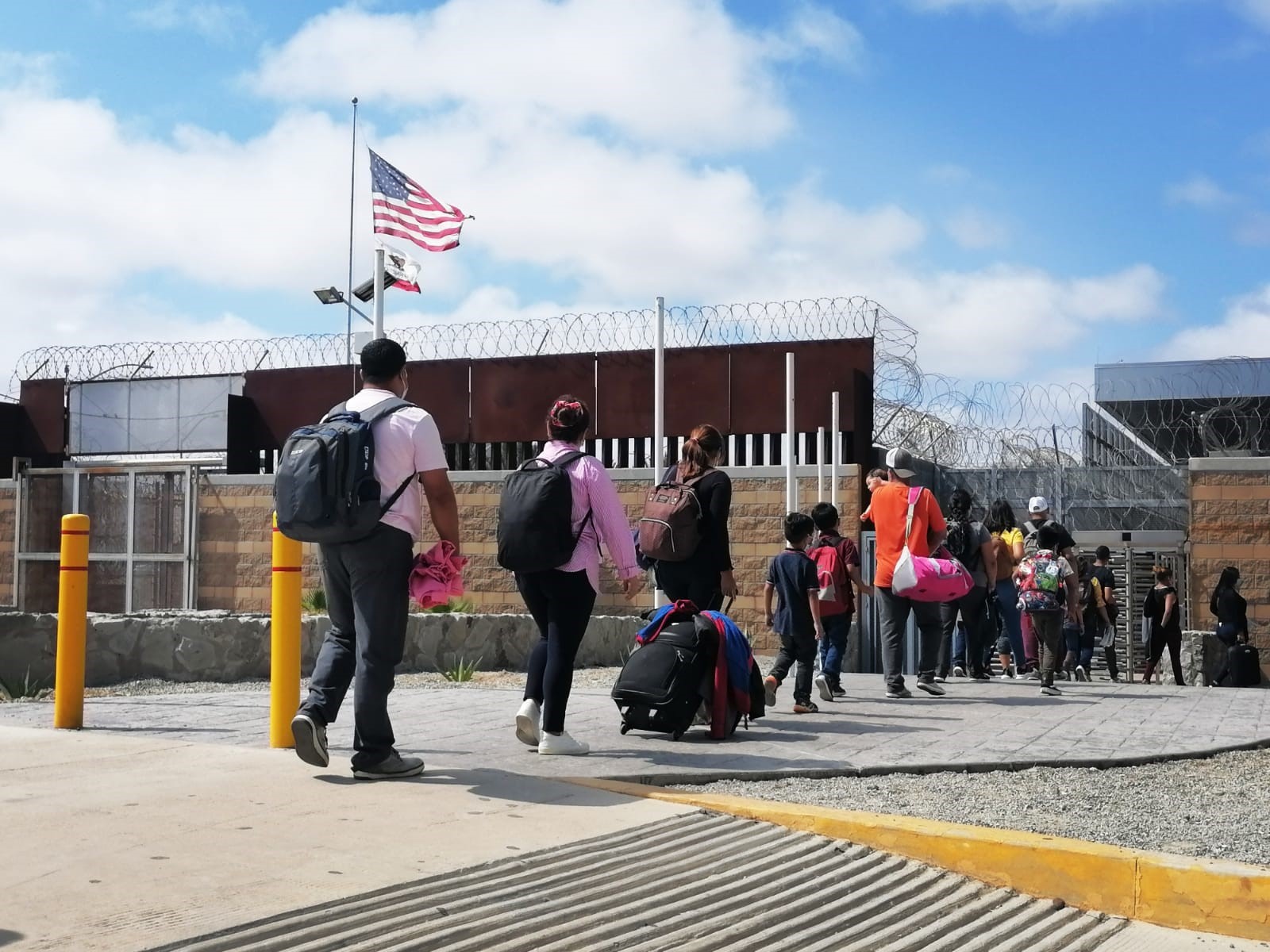 Use your voice for change: Stand with asylum seekers | HIAS