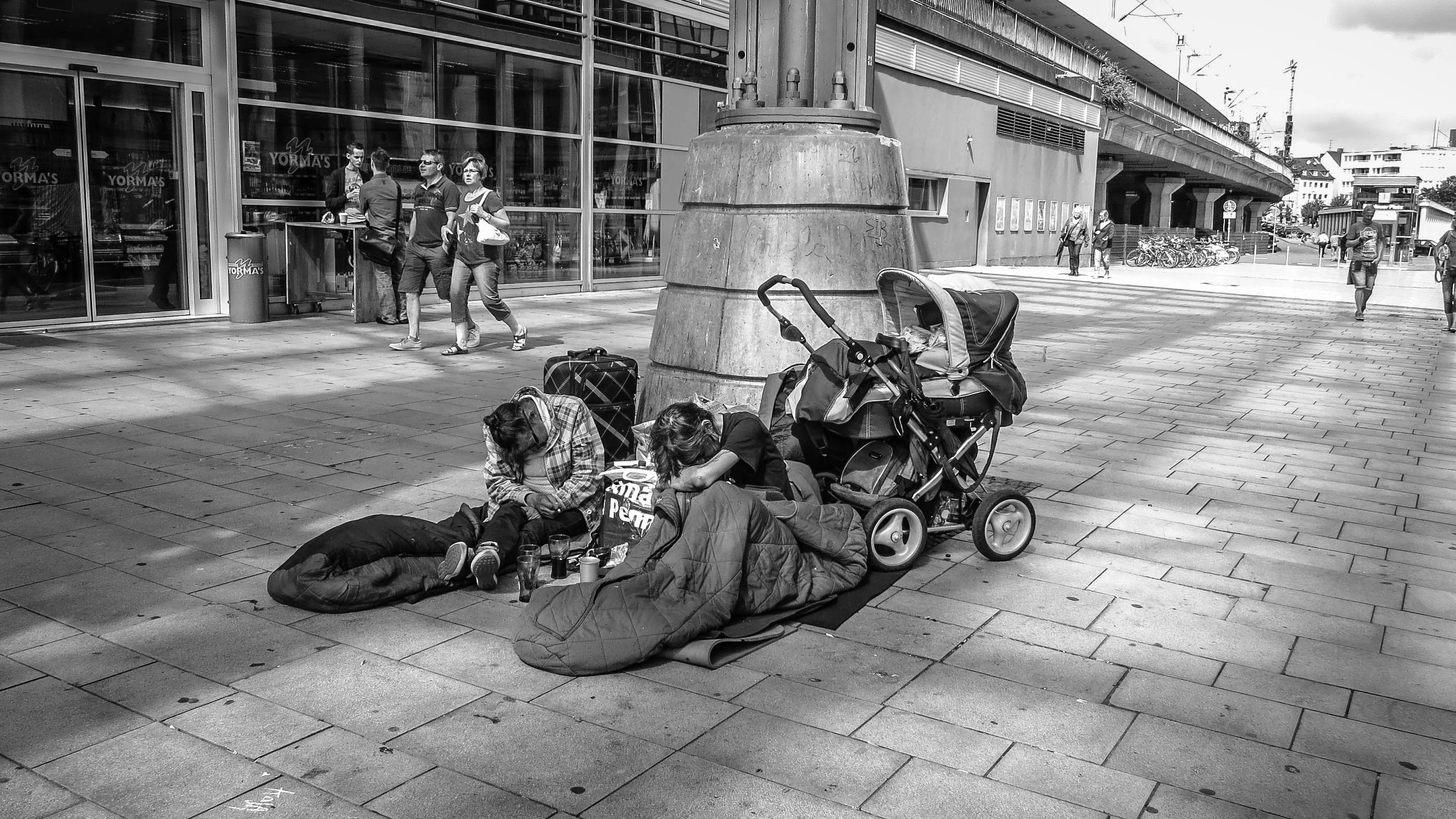 Tell Congress: Don't Let Trump Make More Americans Homeless | Civic Shout
